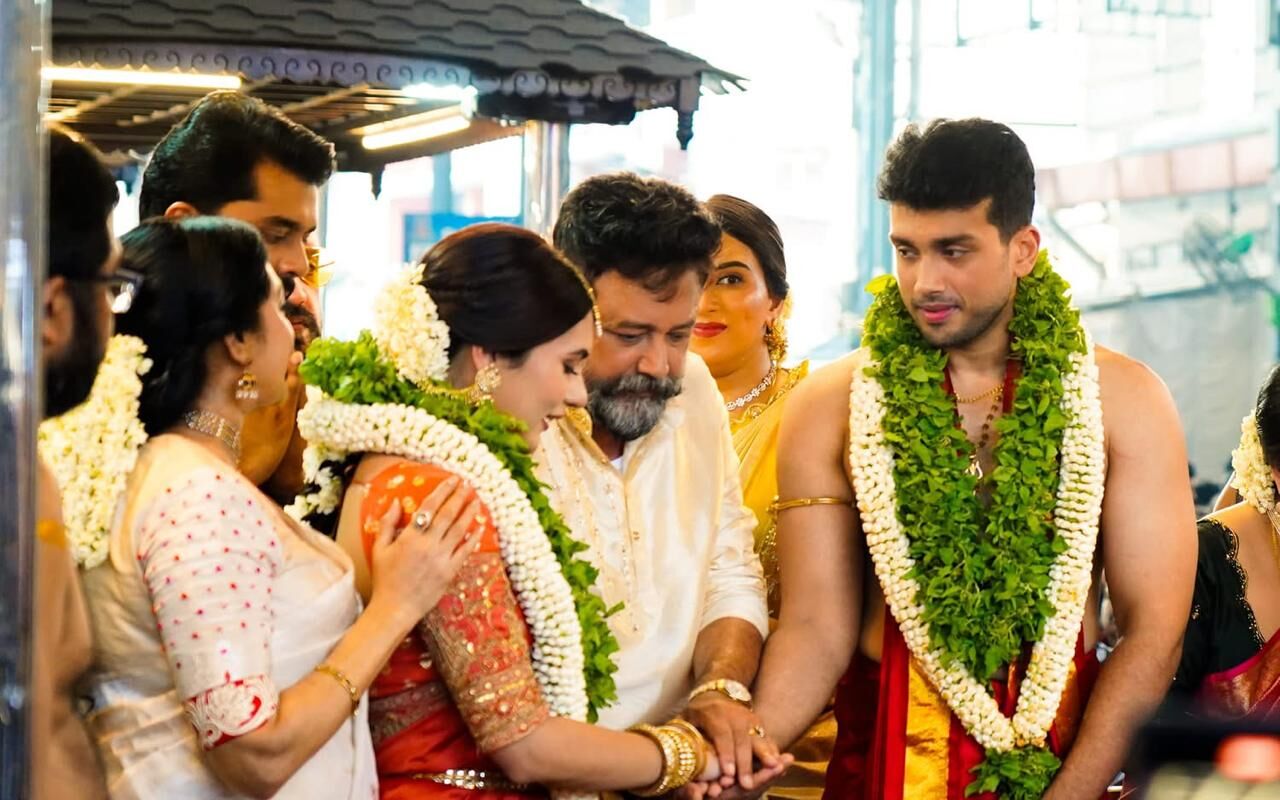 അച്ഛന്റെയും അമ്മയുടെയും വിവാഹ നടന്ന അതെ അമ്പലനടയിൽ വെച്ച് താരിണിയെ ...